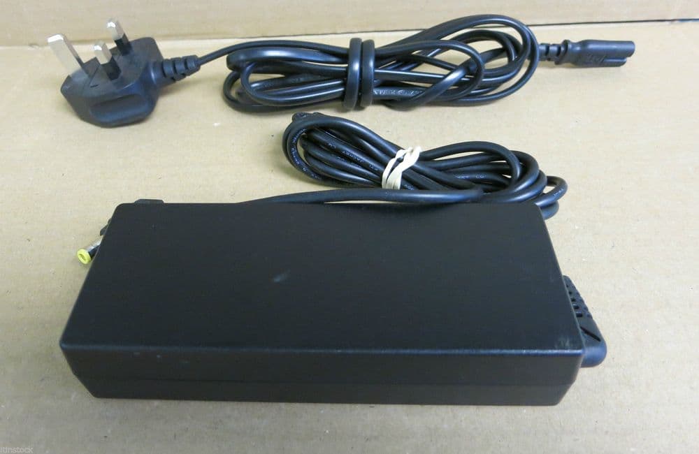Fujitsu Limited AC Power Adapter 19V 4 22A 80W - Model ADP-80NB