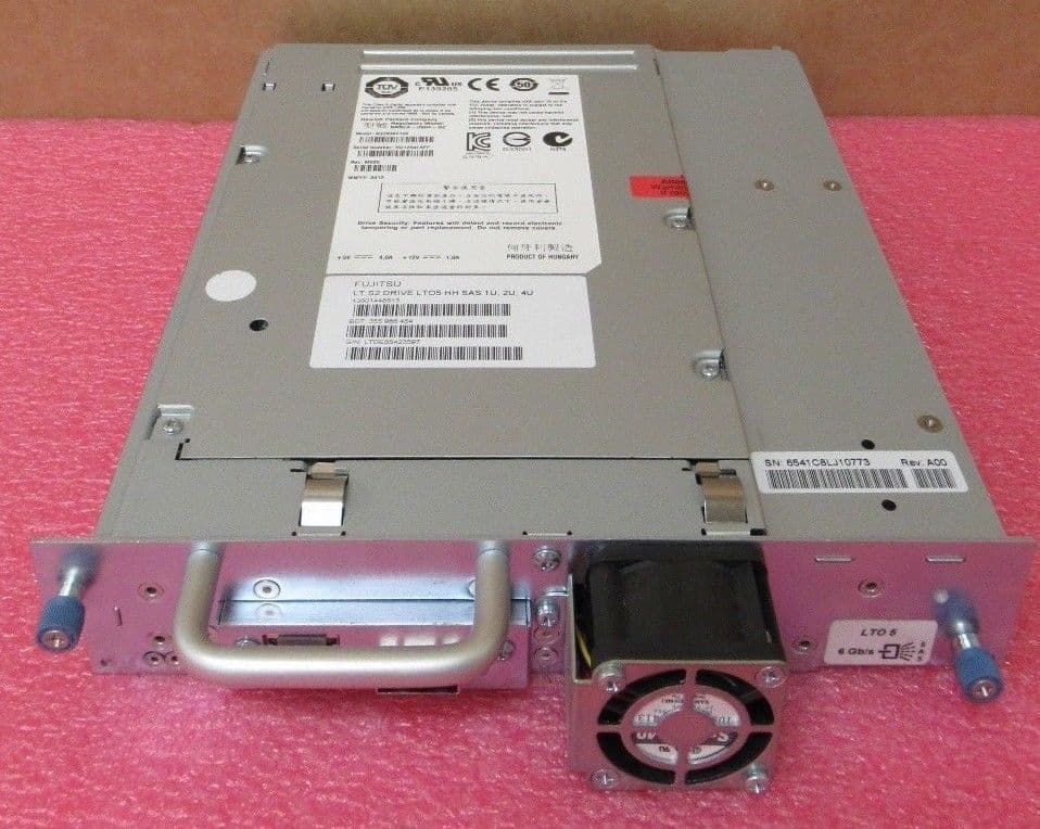 Fujitsu LT S2 Drive LT0 5 HH 6GB/s SAS 1U 2U 4U Tape Drive 10601448513