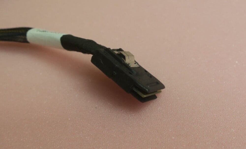 Fujitsu Mini SAS Cable Backplane to Expander/Controller 250mm T26139 ...