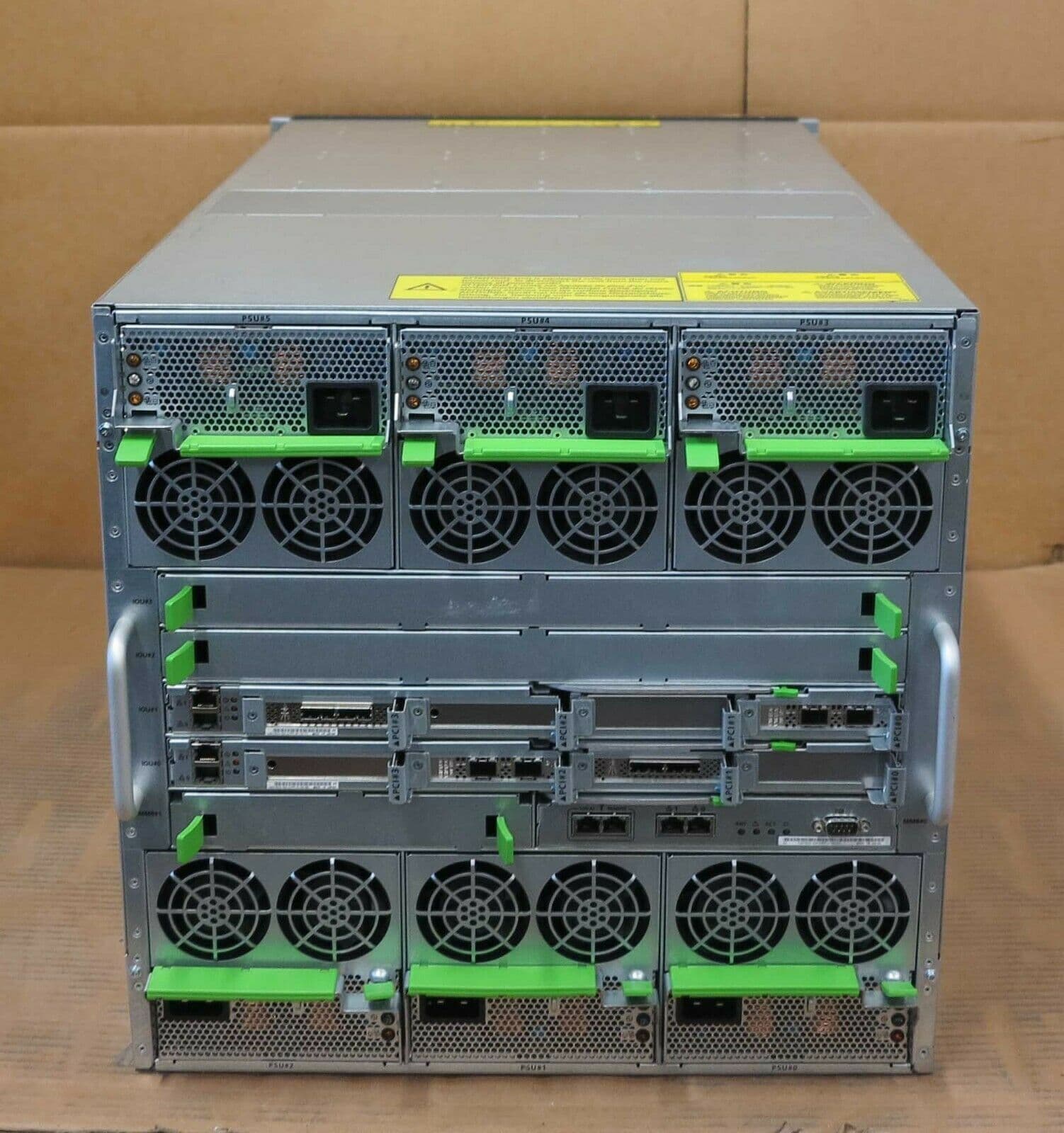 Fujitsu PrimeQuest 2800B Chassis 4x Node With 8x 15C E7-8880V2 CPU 6 x ...