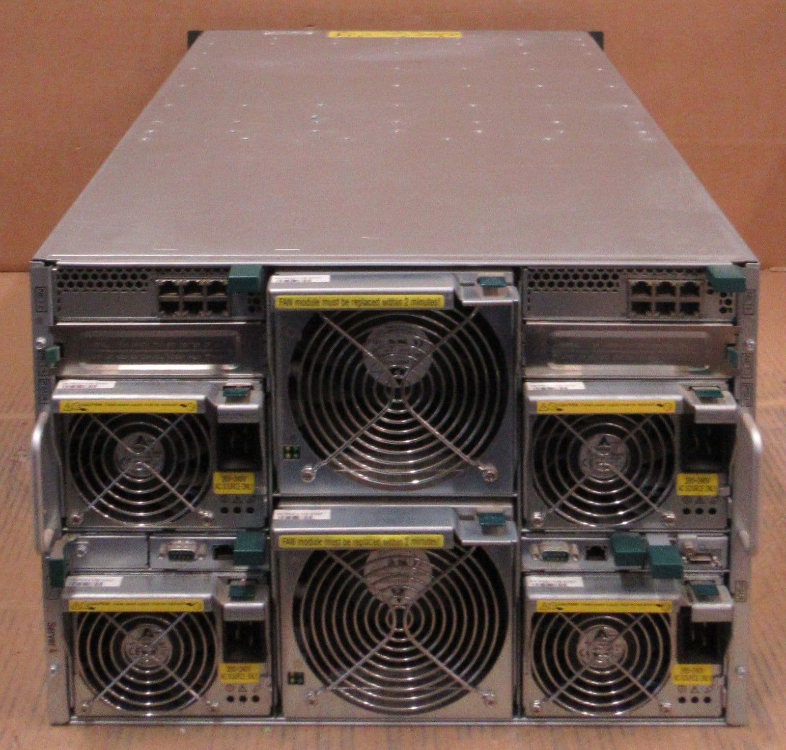 Fujitsu PRIMERGY BX600 S3 5x BX620 S4 Blade Servers 10x Quad Core XEON 80GB