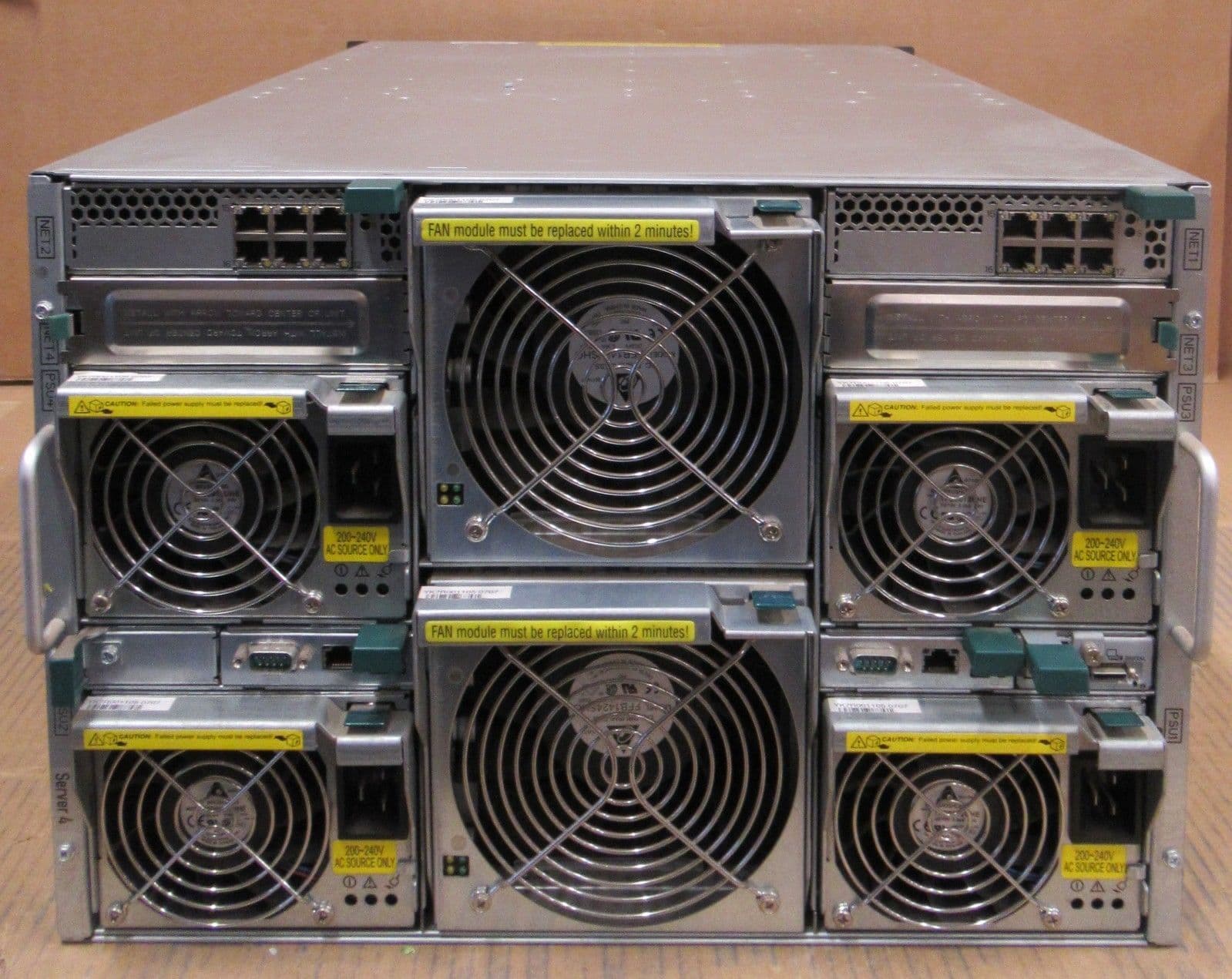 Fujitsu PRIMERGY BX600 S3 5x BX620 S4 Blade Servers 10x Quad Core XEON 80GB