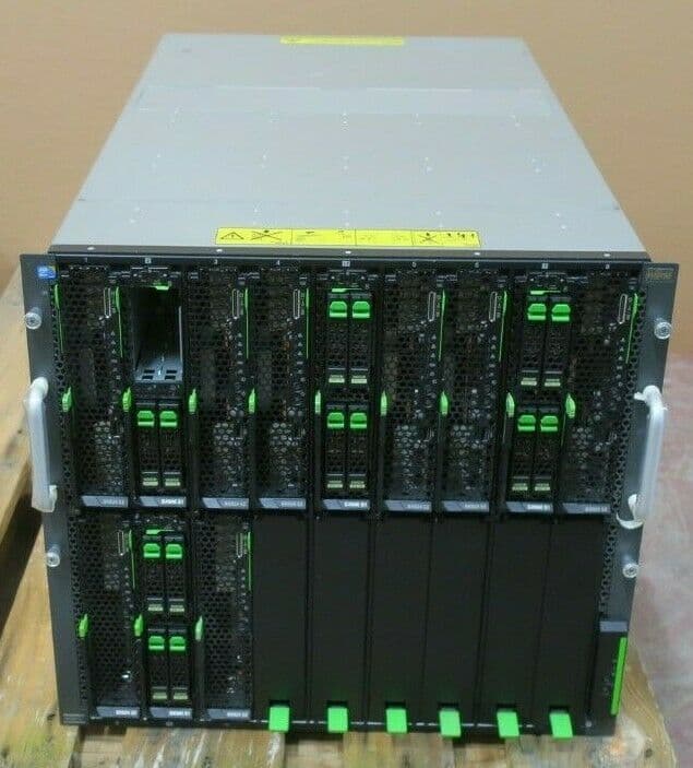 Fujitsu Primergy BX900 S1 Blade Chassis 6x BX924 S3 4x BX940 S1 2x BX924 S2