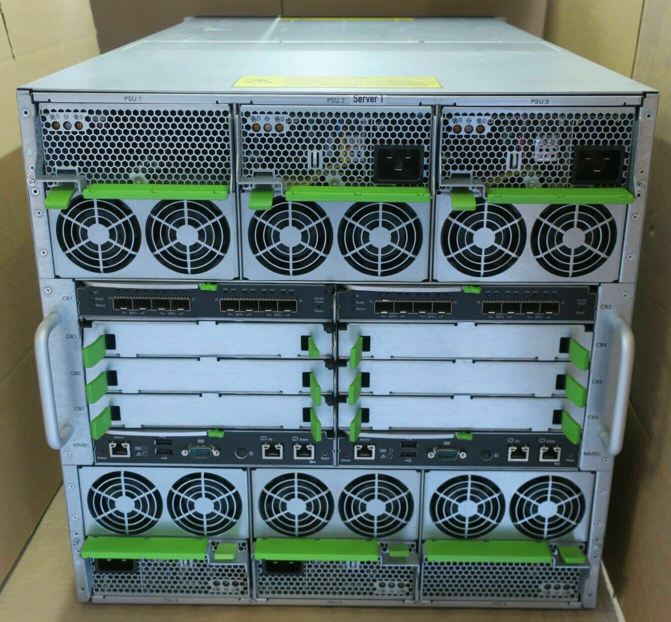 Fujitsu Primergy BX900 S2 Blade Chassis 18-Slot 8x BX924 S4 CTO Blades ...