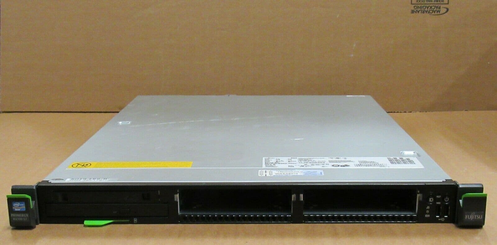Fujitsu Primergy RX100 S7 4Core E3-1220 3 10GHz 4GB RAM 1U Server