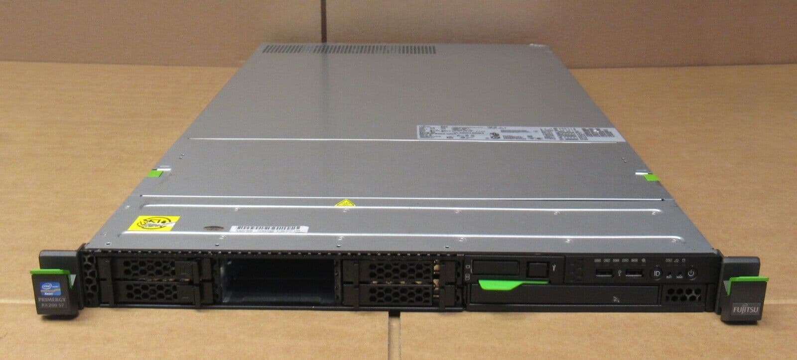 Fujitsu Primergy RX200 S7 2x 8C E5-2670 2 60GHz 64GB Ram 4x 2 5" Bay 1U ...