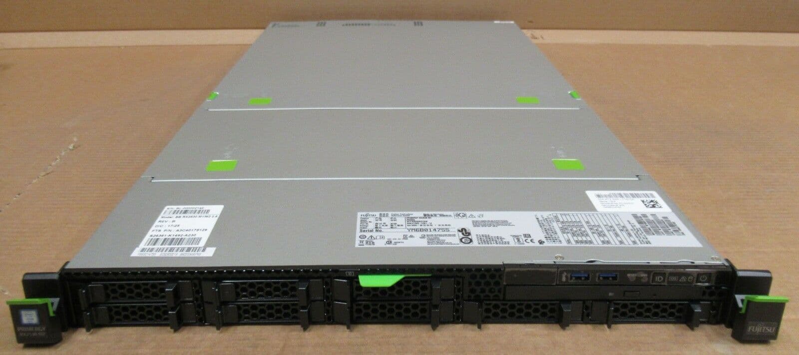 Fujitsu Primergy RX2530 M2 8-Core E5-2620v4 2 1GHz 8GB 4x 2 5" Bay 1U ...