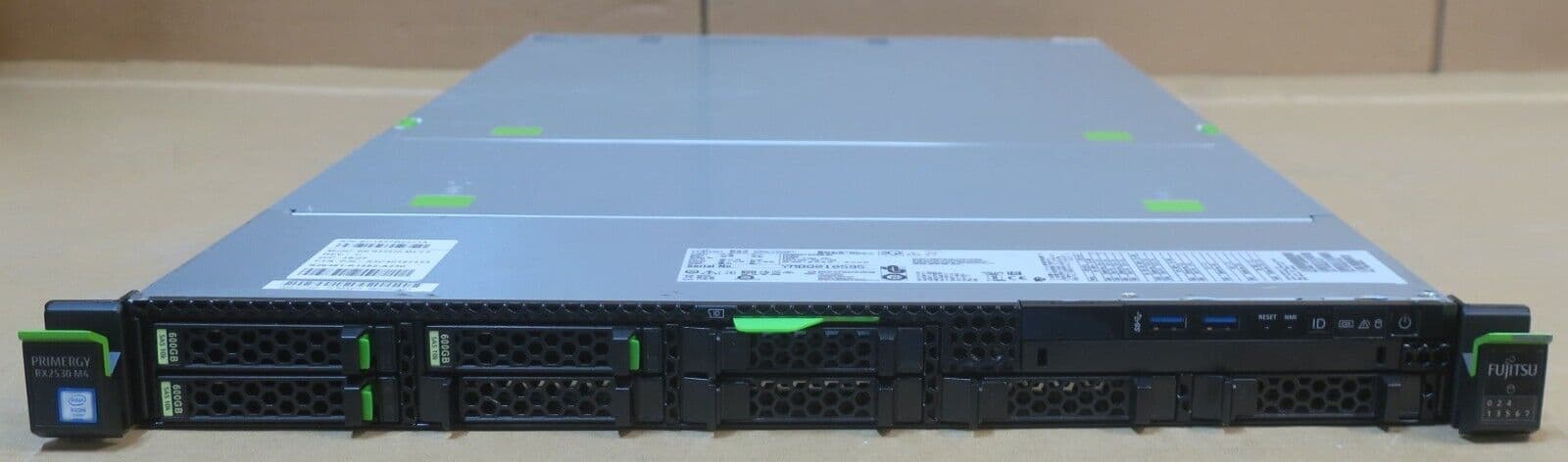 Fujitsu Primergy RX2530 M4 8C Silver 4110 16GB RAM 3x 600GB HDD 4-Bay ...
