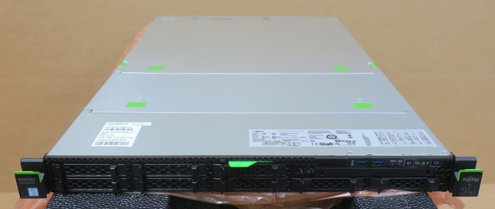 Fujitsu Primergy RX2530 M5 2x 28C Gold 6258R 256GB RAM 4x SFF Bay 1U ...