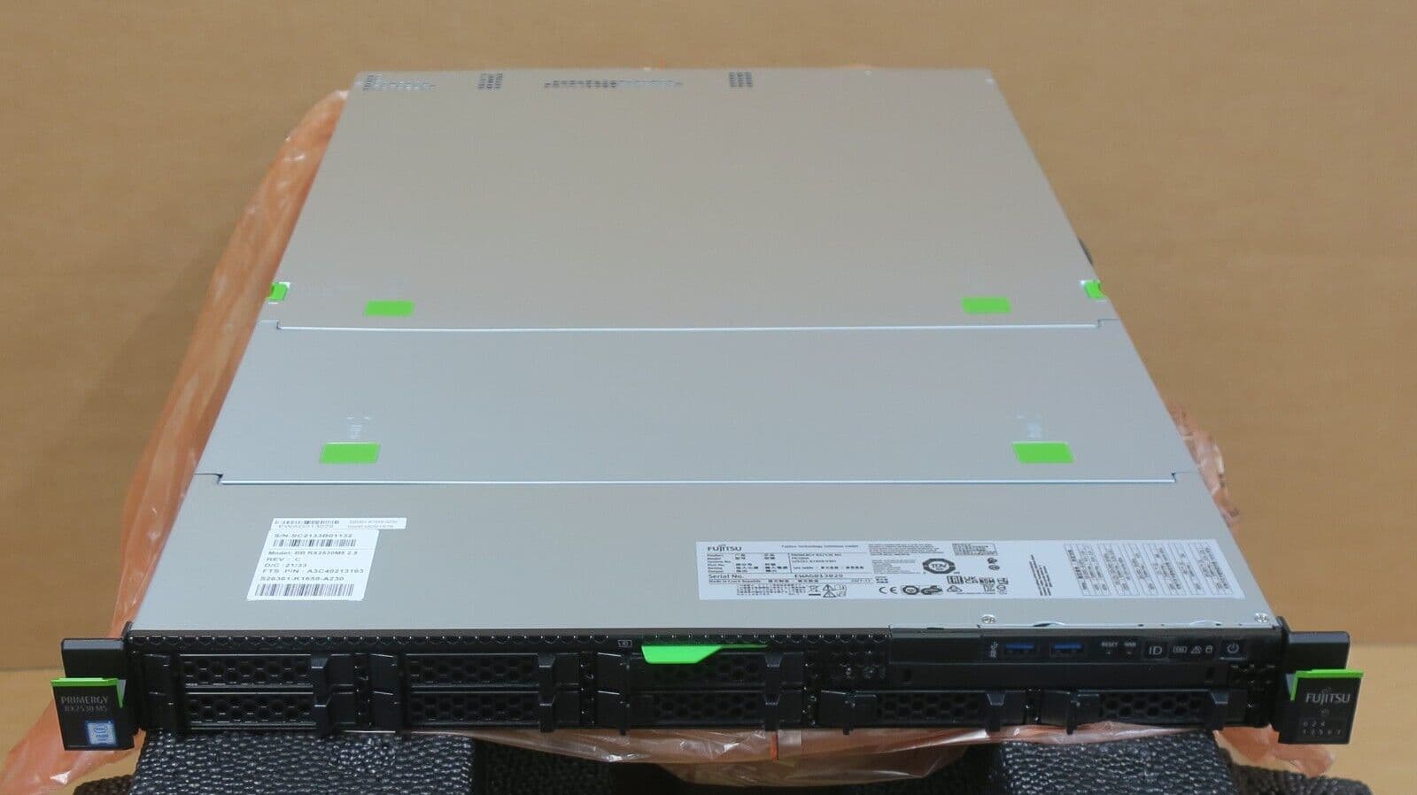 Fujitsu Primergy RX2530 M5 2x 28C Gold 6258R 256GB RAM 4x SFF Bay 1U ...