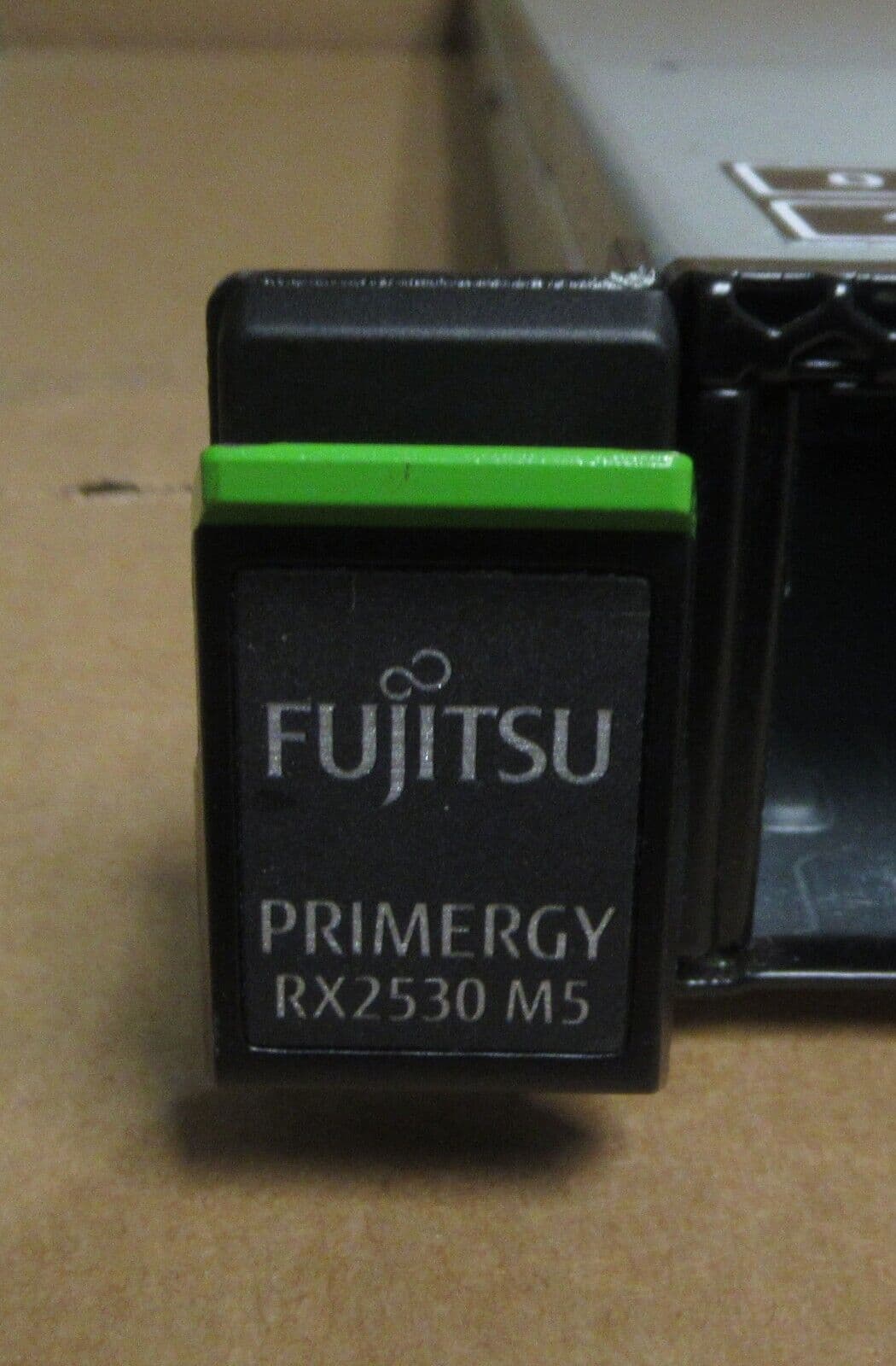 Fujitsu Primergy RX2530 M5 Rackmount Server Chassis Only 10x 2 5" Bay ...
