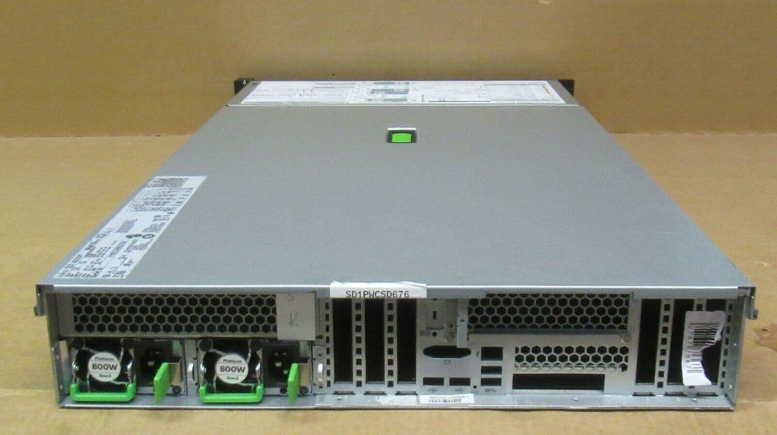 Fujitsu Primergy RX2540 M2 24x 2 5" 2U Server Chassis 2x 800W PSU NO MOBO