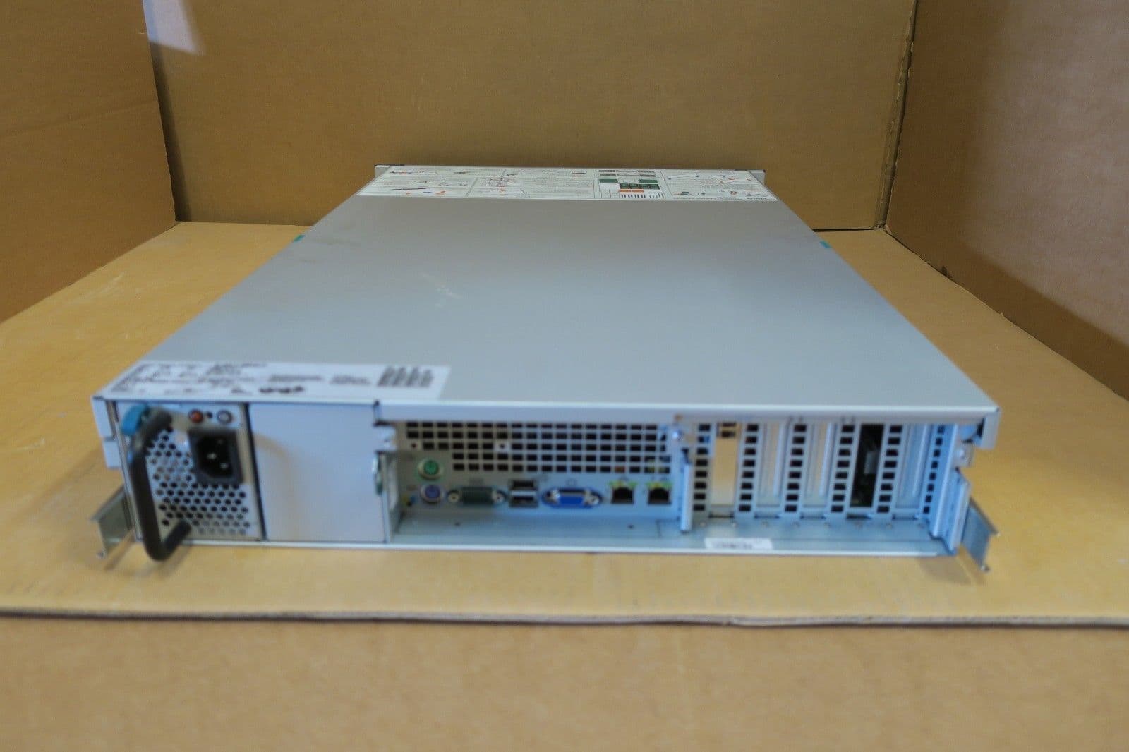 Fujitsu PRIMERGY RX300 S3 2x Quad-Core L5320 1 86GHz 8Gb 2U Rackmount ...