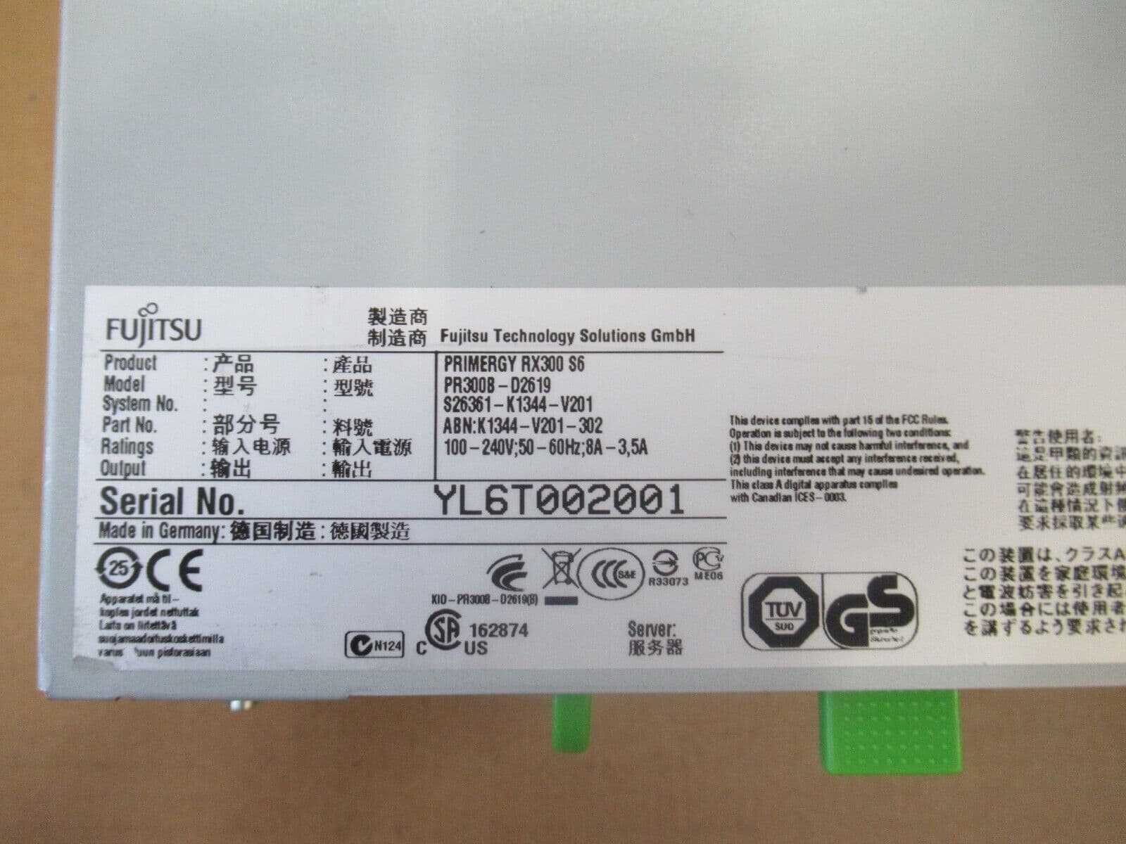 Fujitsu Primergy RX300 S6 Quad Core E5630 2 53GHz 16GB Ram 600GB Bay Server