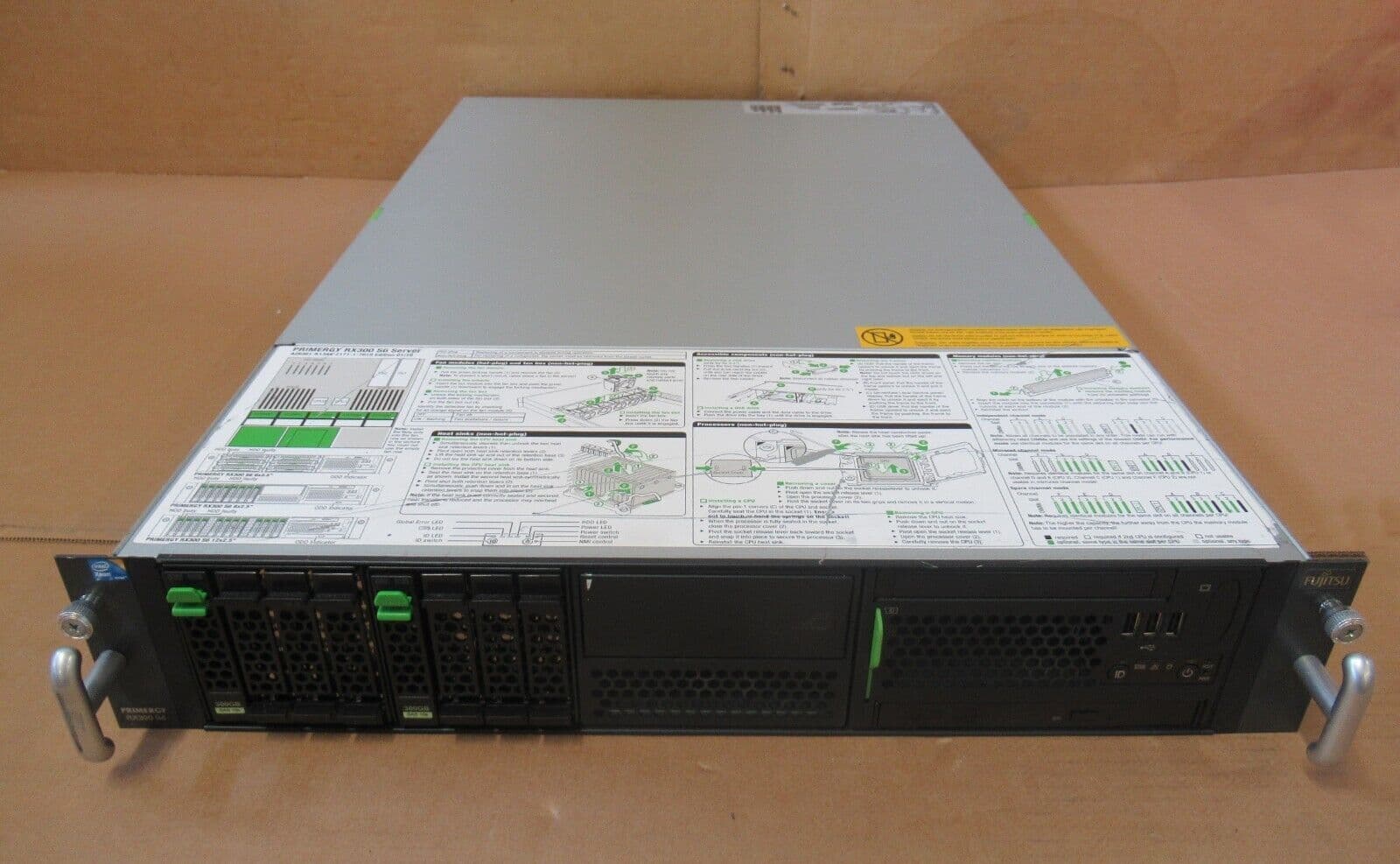 Fujitsu Primergy RX300 S6 Quad Core E5630 2 53GHz 2x 800W PSU 2U Bay Server