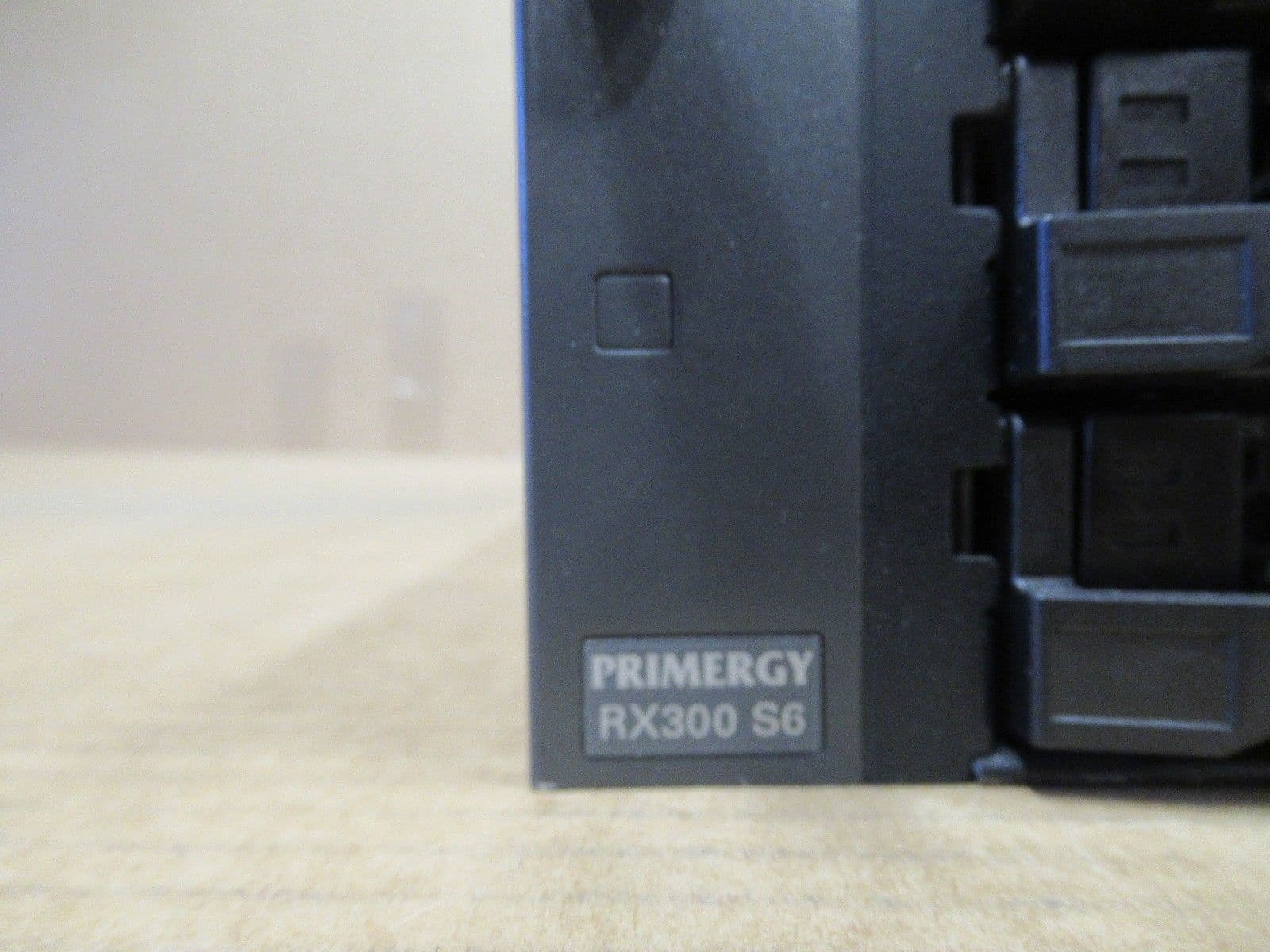 Fujitsu Primergy RX300 S6 Xeon Quad Core E5620 2 4GHz 4GB 1 8TB 15k SAS ...