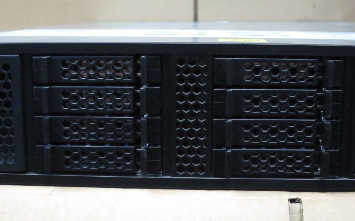 Fujitsu Primergy RX300 S8 8-Bay 2 5" 2U Empty Server Chassis Air Shroud