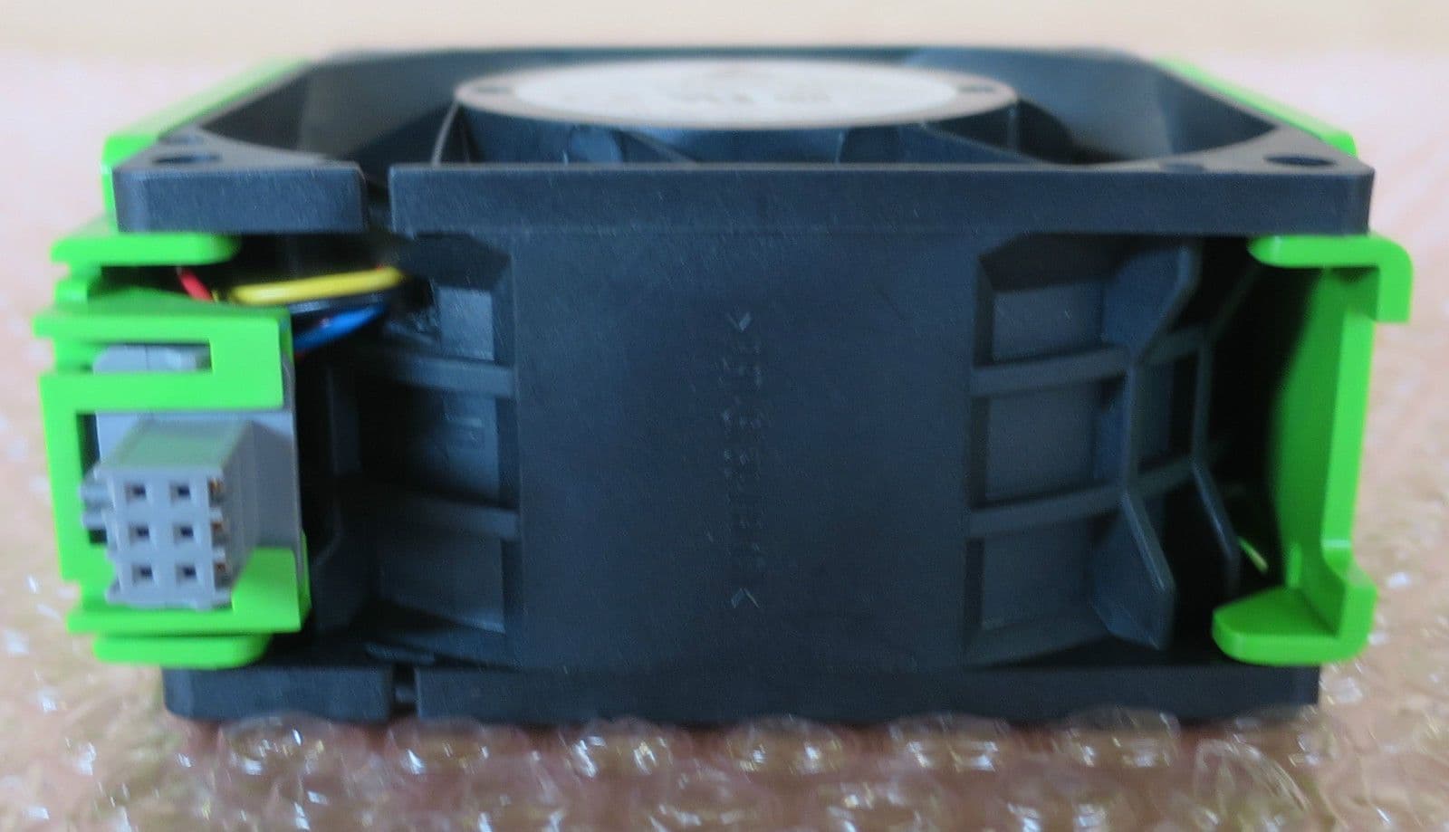 FUJITSU Primergy RX600 S5 S6 HOT SWAP SYSTEM FAN A3C40113970 PFB0812DHE ...