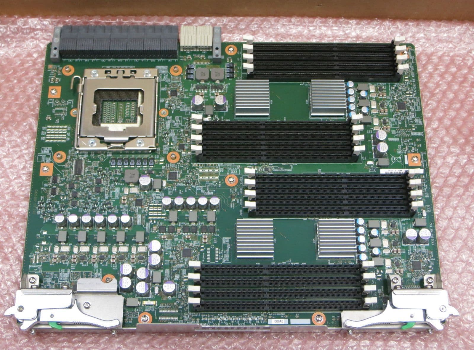 Fujitsu Primergy RX900 S2 CPU Memory Riser Board Unpopulated S26361 ...