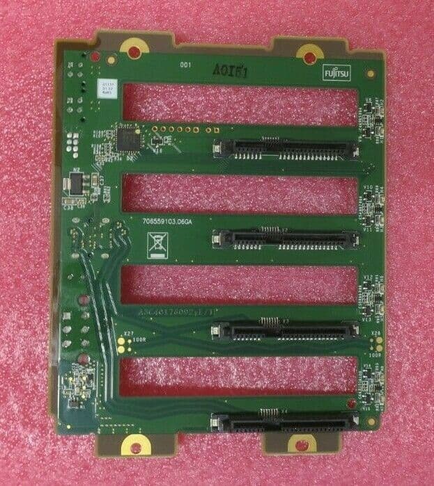 Fujitsu Primergy TX1330 M3 M4 Basic 4x 3 5" SAS Bay Kit S26361-F3899-L304
