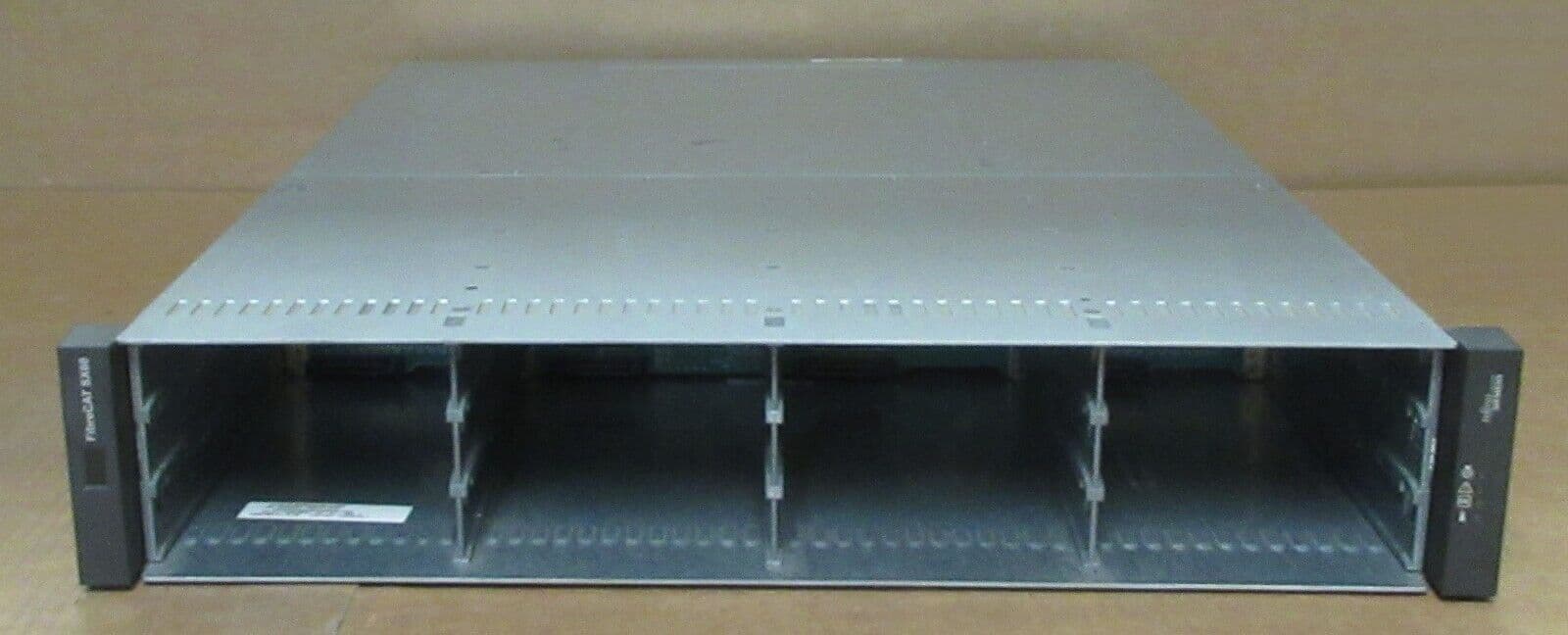 Fujitsu Siemens FibreCAT SX60 Base Storage Array Chassis 2x 750W PSU