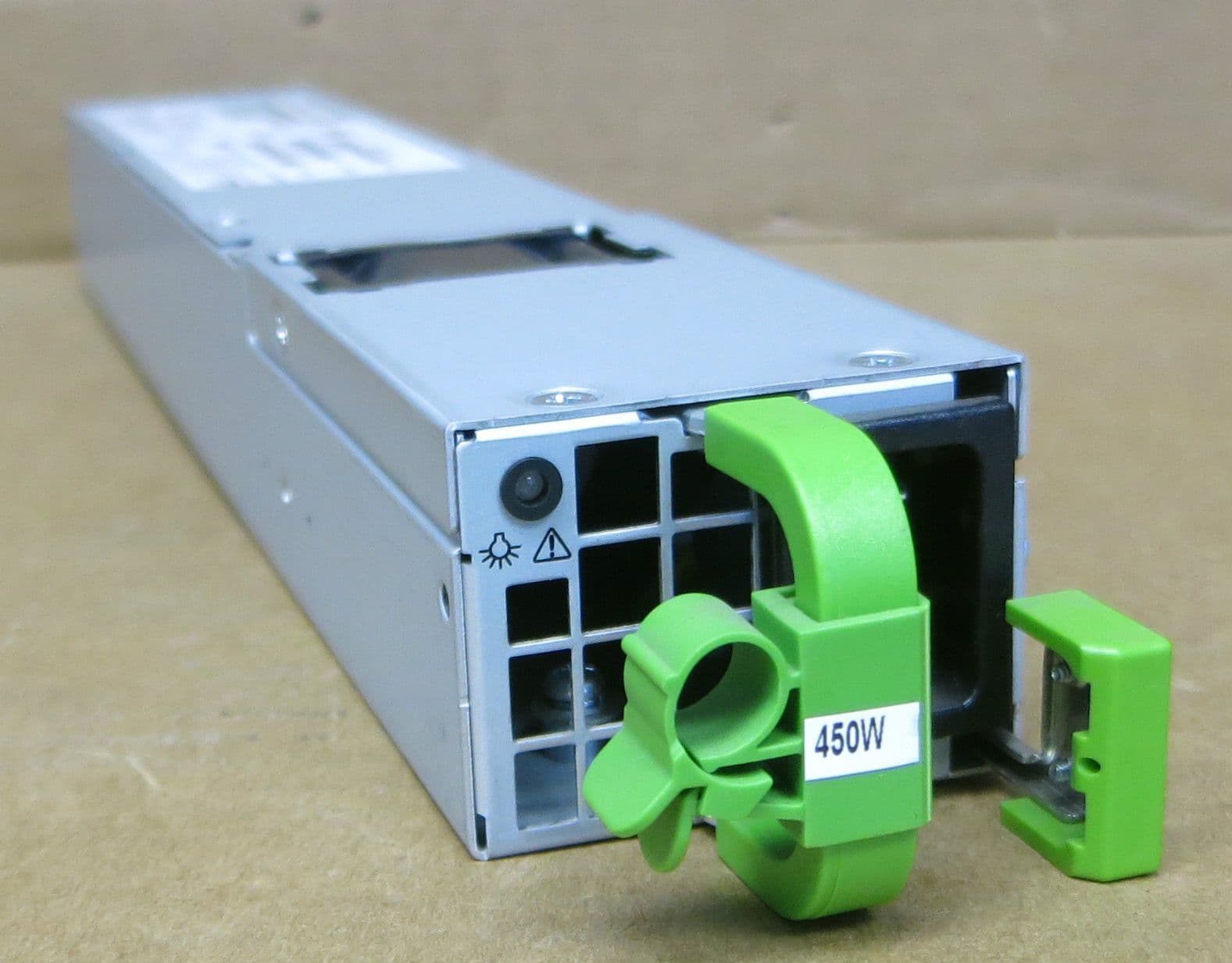 Fujitsu-Siemens Primergy RX200 S6 S7 - 450w PSU S26113-E570-V50 A3C4012110