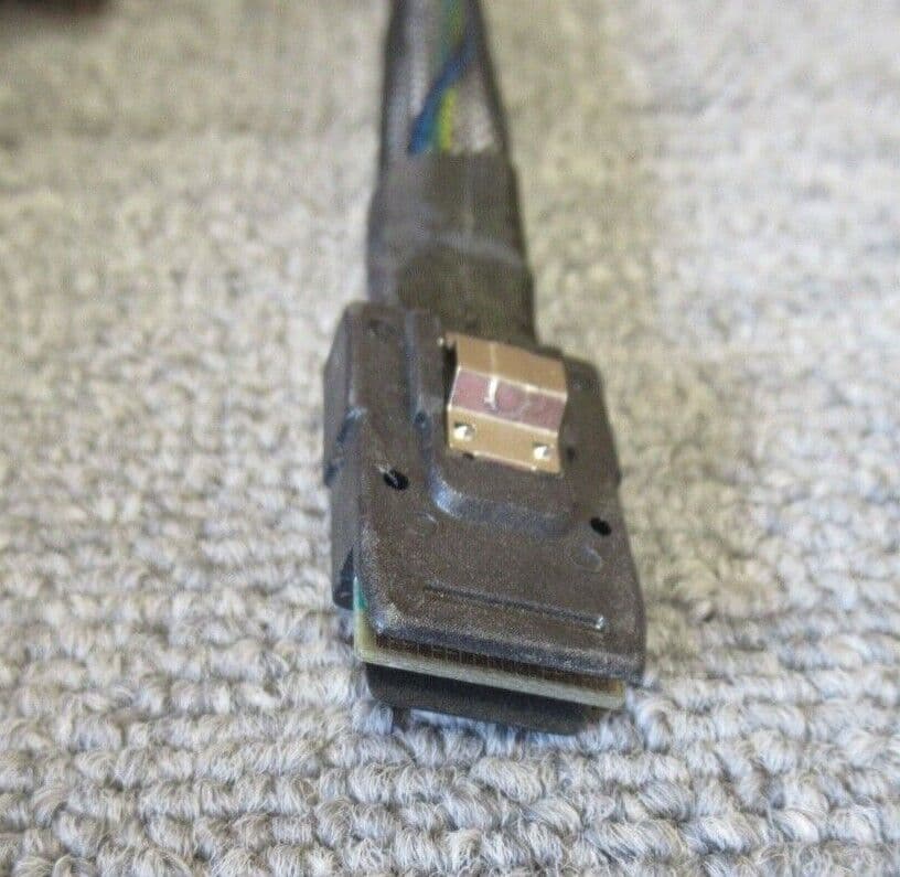 Fujitsu T26139-Y3963-V101 A3C40069737 Mini SAS Cable 30cm For TX200 S5 ...