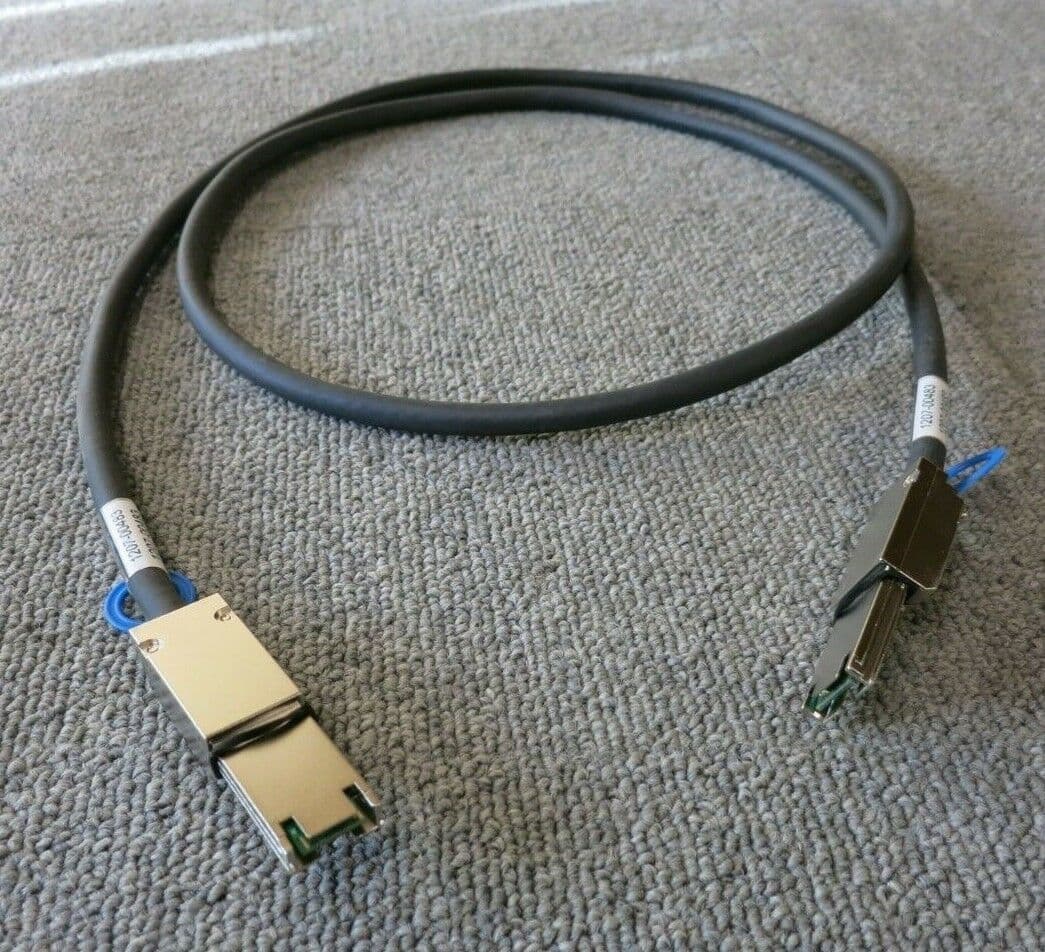 Generic 1 5M SFP To SFP Male 10Gbe Black Twinaxial Direct Attach Cable