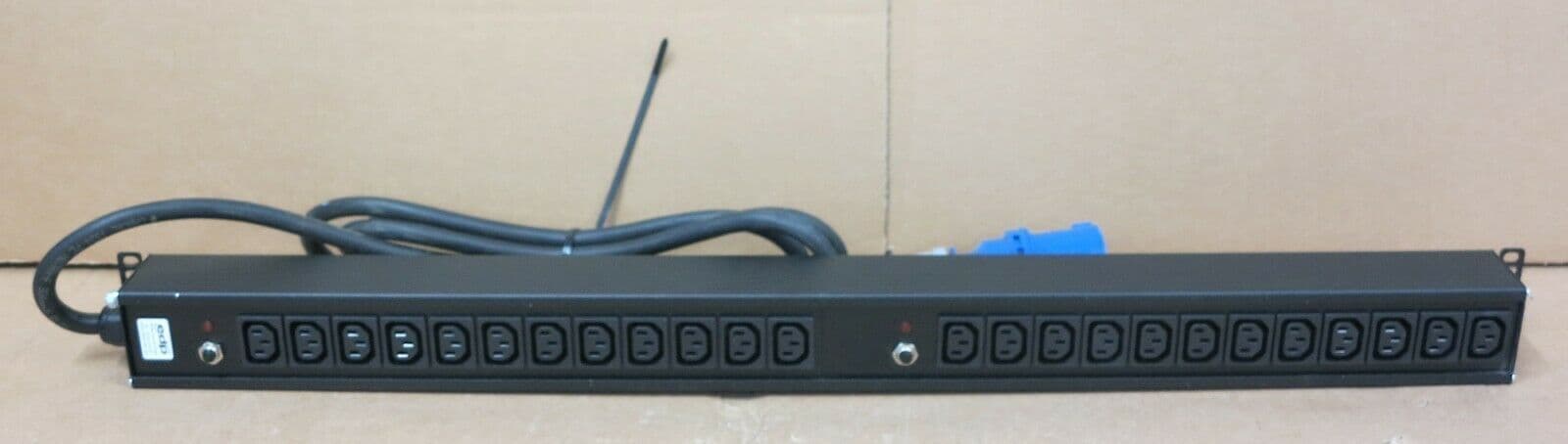Generic 24 Way PDU 24x C13 240V 32A Vertical Rack Mount Power Distribution Unit