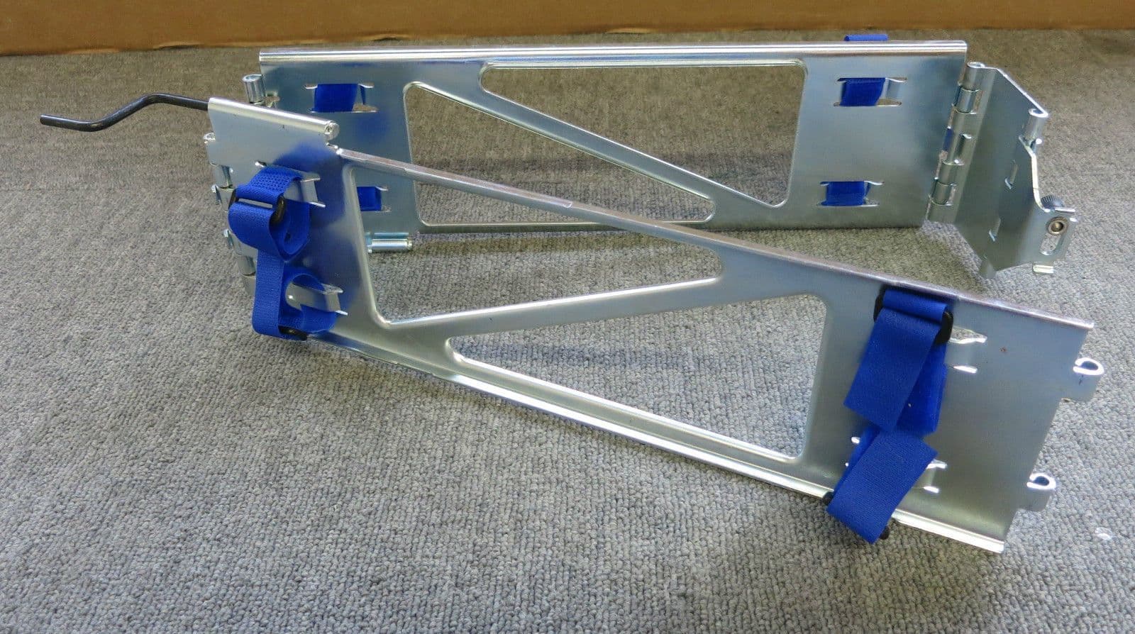 Generic Cable Management Tray Arm