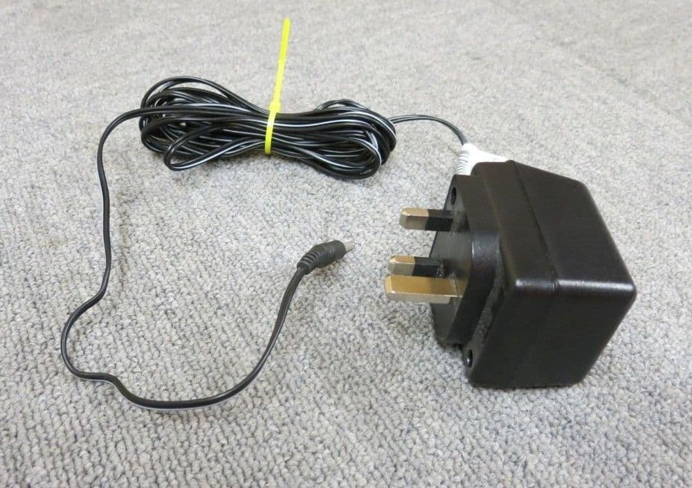 Generic PC-1250-DVD UK Plug AC Power Adapter Charger 6W 12V 500mA