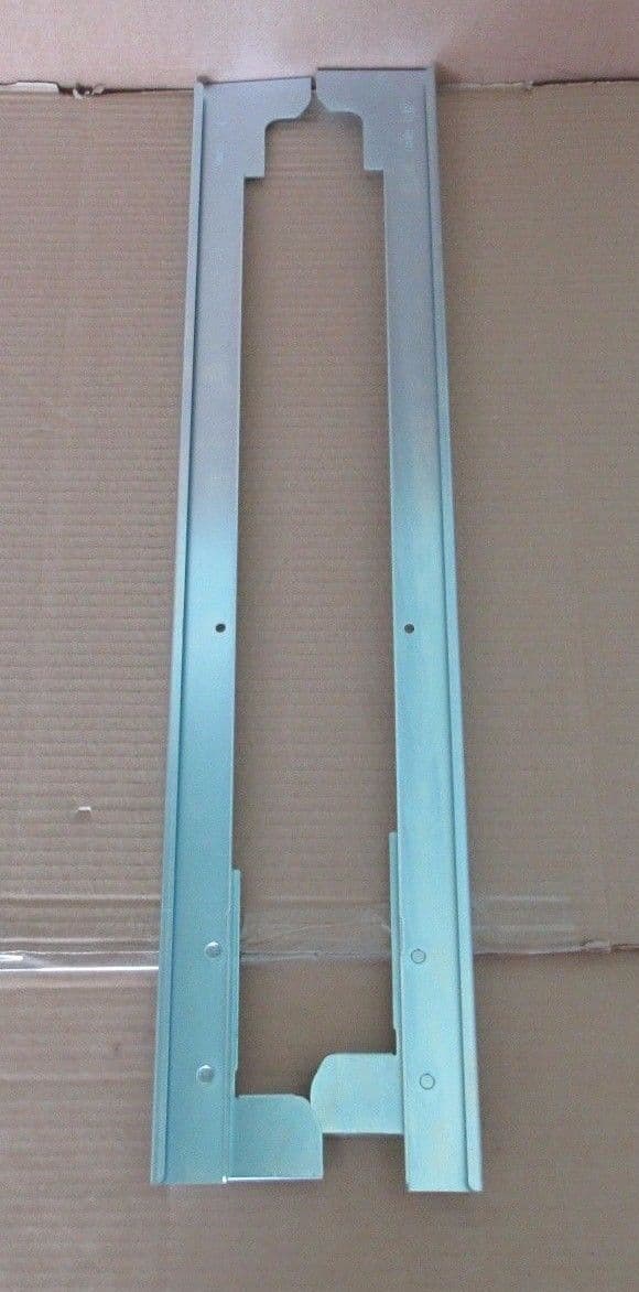 Generic Silver Server Rack Outer Rail Mount Kit P/N W9470 // U9440