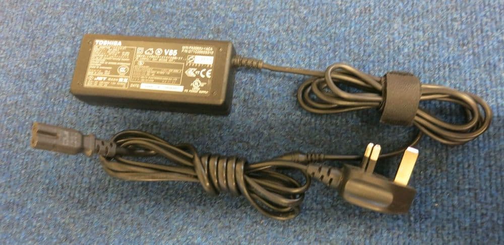 Genuine Original Toshiba ADP-60RH Laptop AC Power Adapter 60 Watt 15 ...
