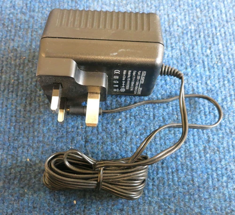 Gerenic SPN4364B Original Genuine AC/DC Power Adapter UK Plug 2 1W 7V 300mA