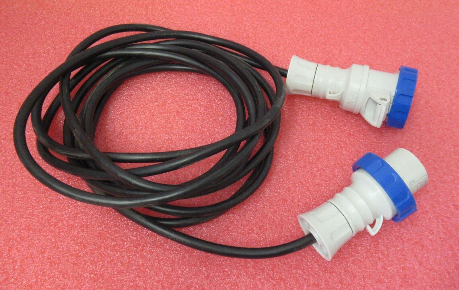 Gewiss GW62026H 16A-6H IP66/IP67 3-Pin Blue Plug Male/Female Extension ...