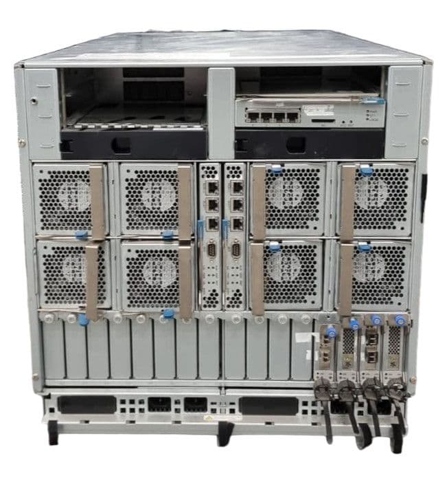 Hitachi 2000 CB2000 GV-RE2A26NNX1-Y 8-Bay 10U Rackmount Server Blade ...