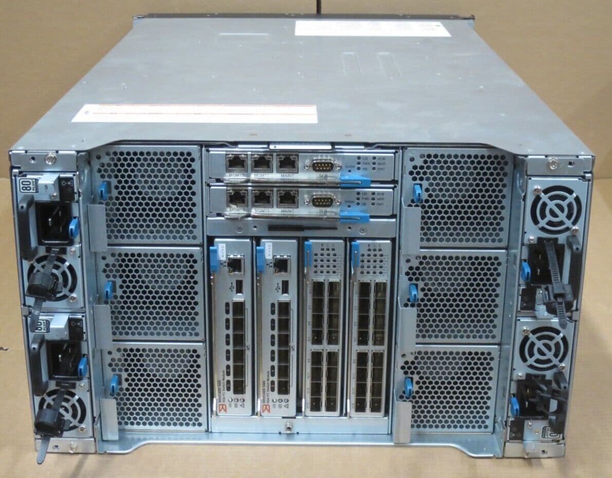 Hitachi Compute Blade CB500 8xCB520H B4 16xE5-2690v4 2xMgmt 2x10Gb ...