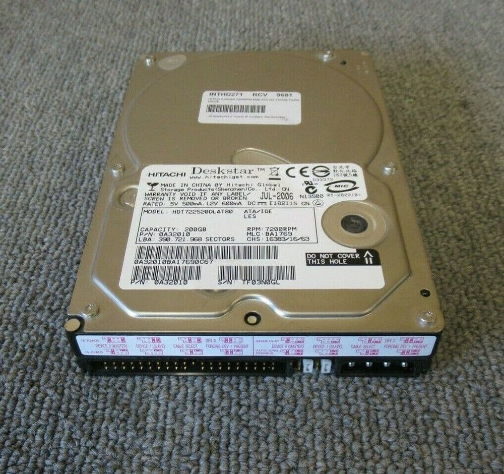 Hitachi Deskstar 0A32010 T7K250 200GB 7200RPM ATA133 8MB 3 5" Internal HDD