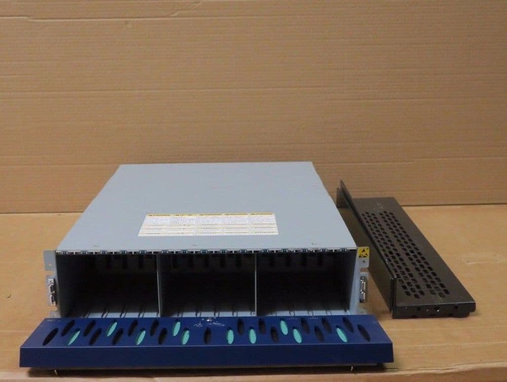 Hitachi DF-F800-RKAK - 15 x 3 5" Bay SAS Hard Drive HDD Expansion Array