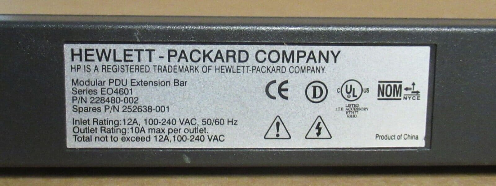HP 228480-002 252638-001 EO4601 C13 8-Outlet Modular PDU Extension Bar