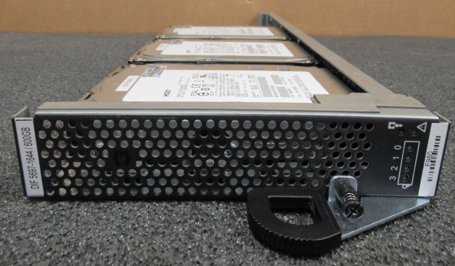 HP 3PAR 5697-1644 3 x 600GB Fibre Channel Drive Sled Magazine Blade ...