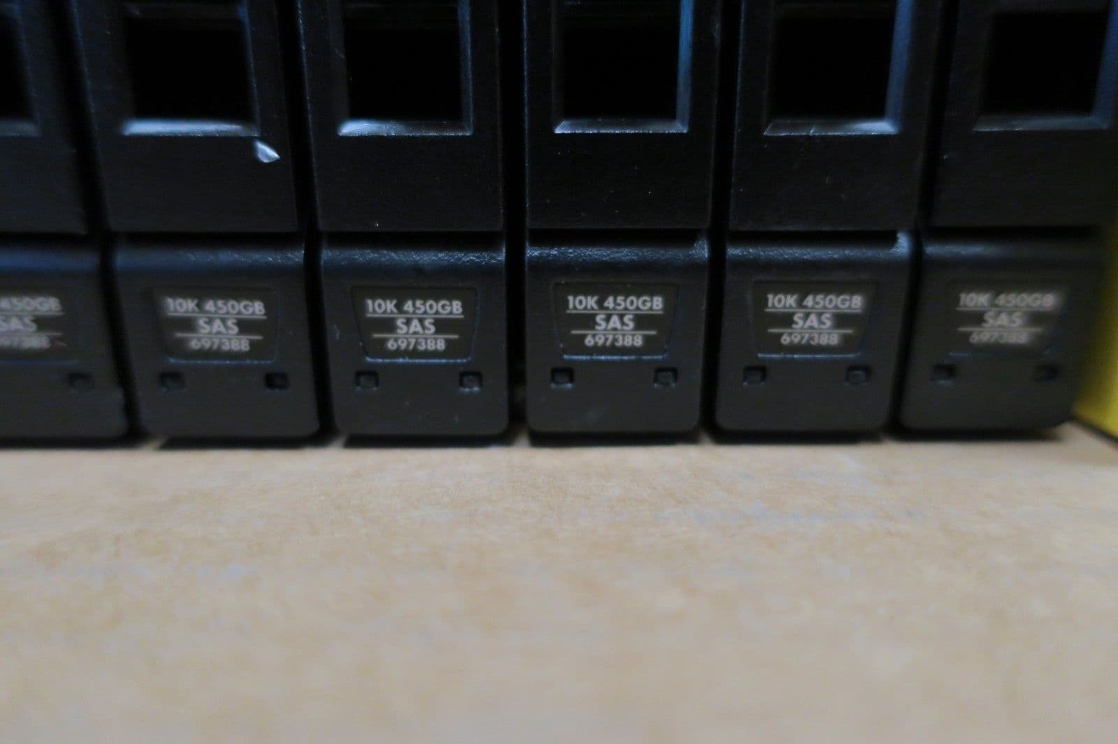 HP 3Par M6710 7200 2-Node Base 2U Array 10 8TB HDD 2x Raid Controller ...