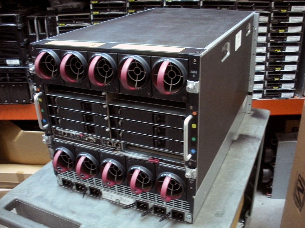 HP BLc7000 Blade Chassis BLc BL c7000 507015-B21 Enclosure fr C-Class ...