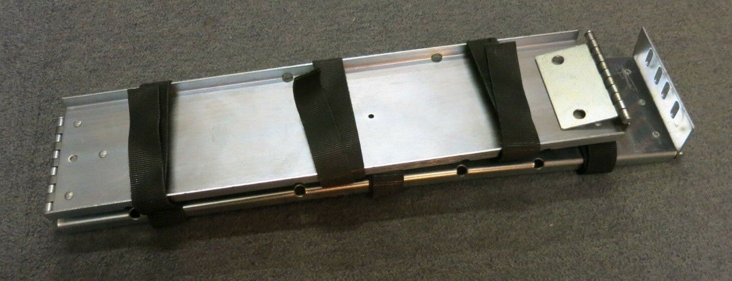 HP Compaq Proliant 1200 1600 2500 Right Hinged Cable Management Arm