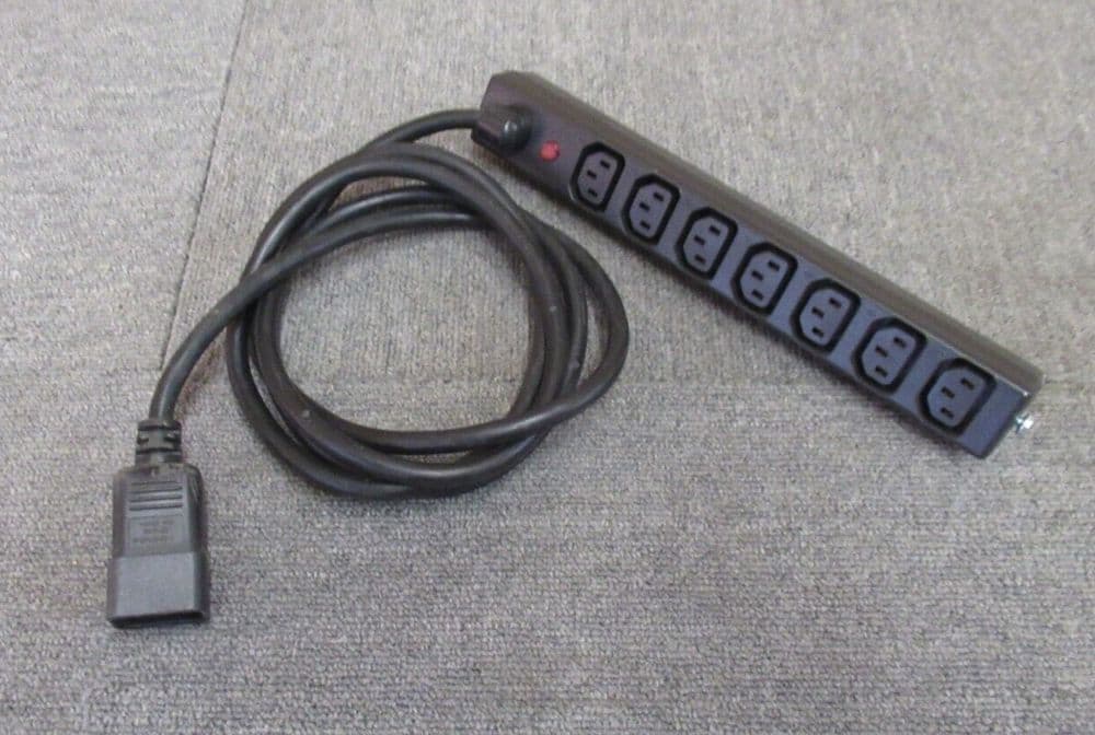 HP HSTNR-PS03 411273-002 417585-001 7 Outlets C13 Modular PDU Extension Bar