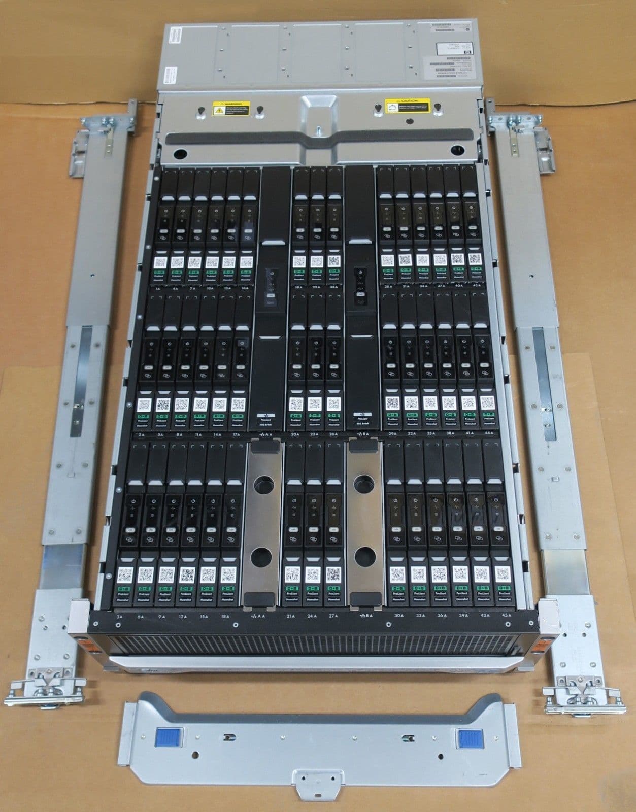 HP MoonShot 1500 Chassis With 45 x HPE MoonShot S1260 2 0GHz Server ...