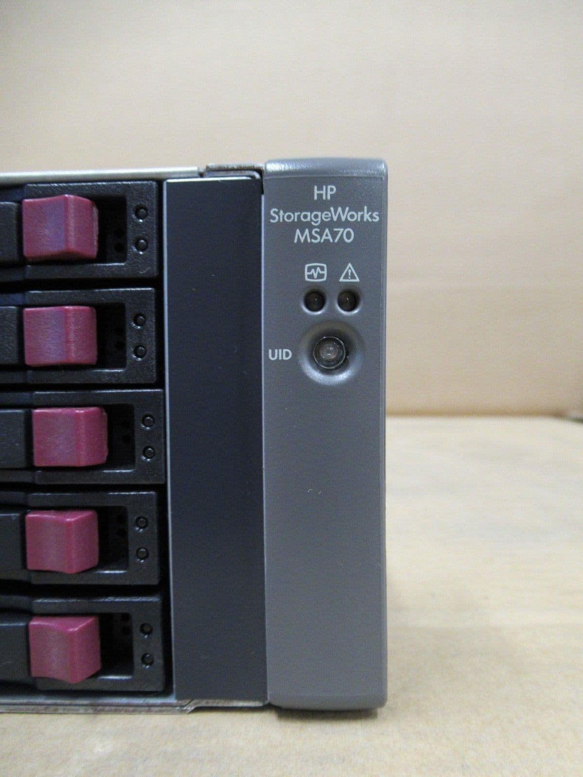 HP MSA70 Modular Smart Array 2 3TB HDD 1x SAS I/O Module 399049-001 ...