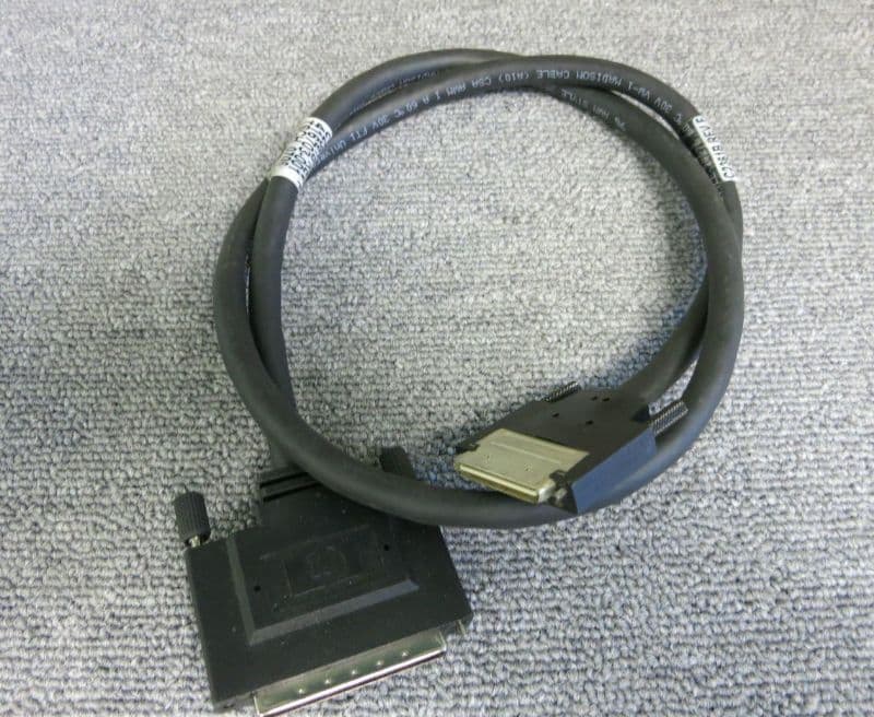HP SCSI-3 to SCSI-4 1M Interface Cable - P/N 416703-001