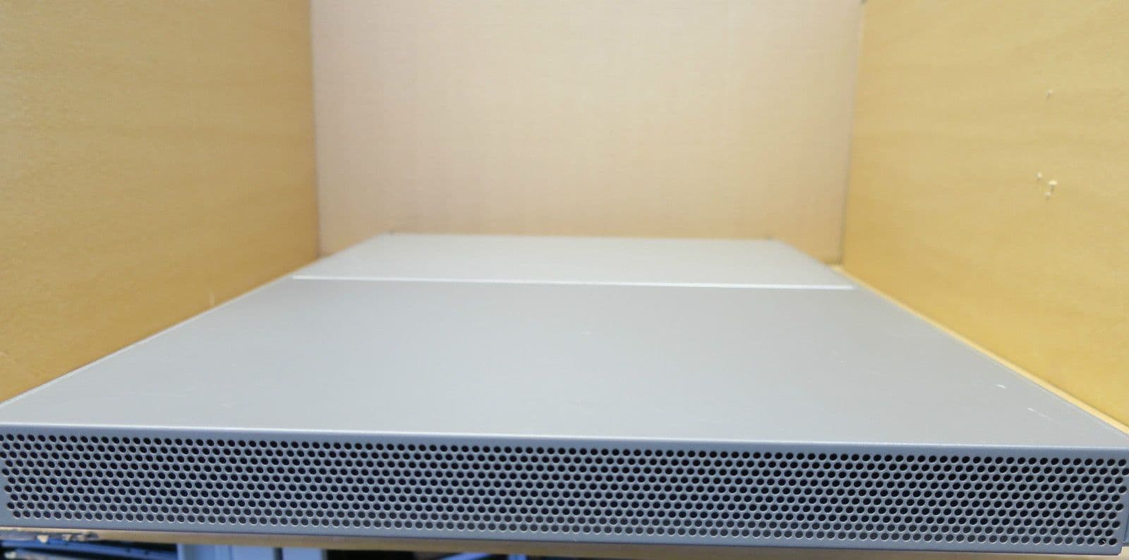 HP StorageWorks 8/24 8Gb/s Fibre Channel FC SAN Switch AM868A 24 Ports ...