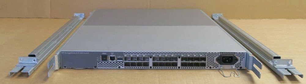 HP StorageWorks 8/8 SAN Switch 8Gbps 8GB/s AM866A 492290-001 HP-310 ...